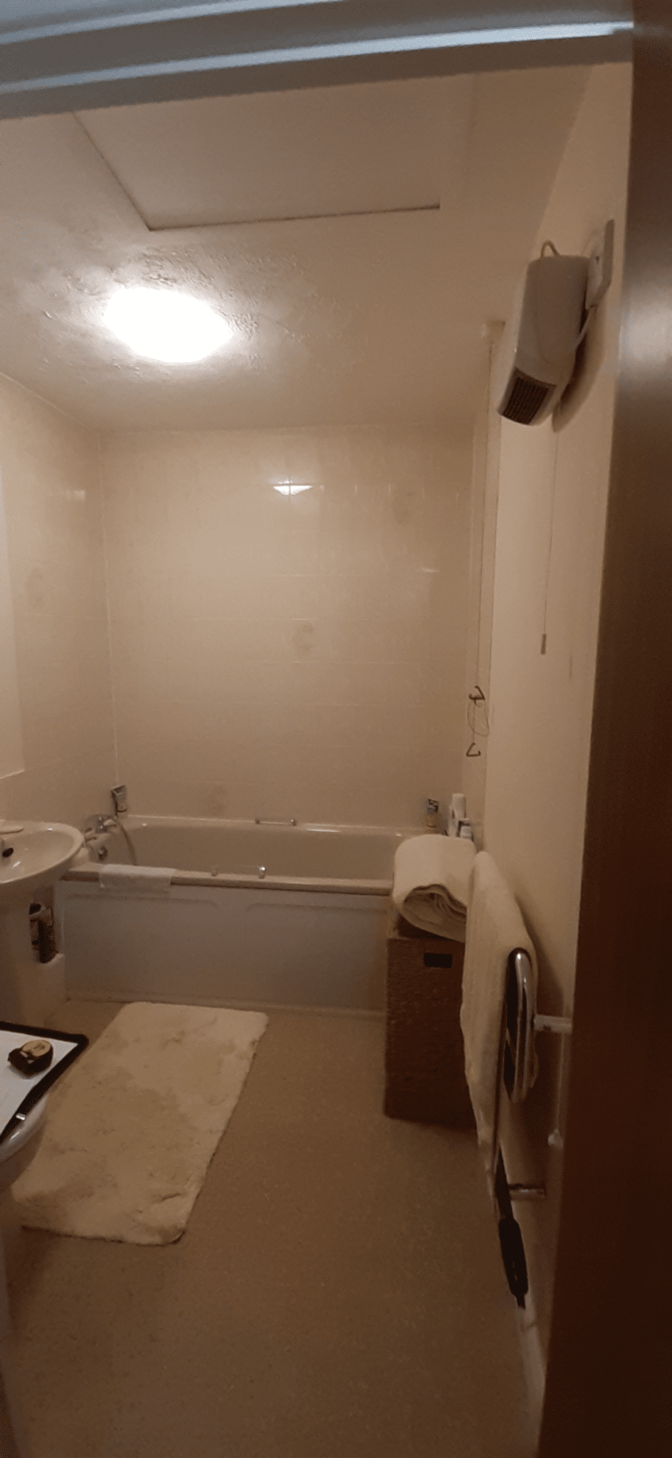 Council converts bathrooms to wet rooms so elderly residents in ...